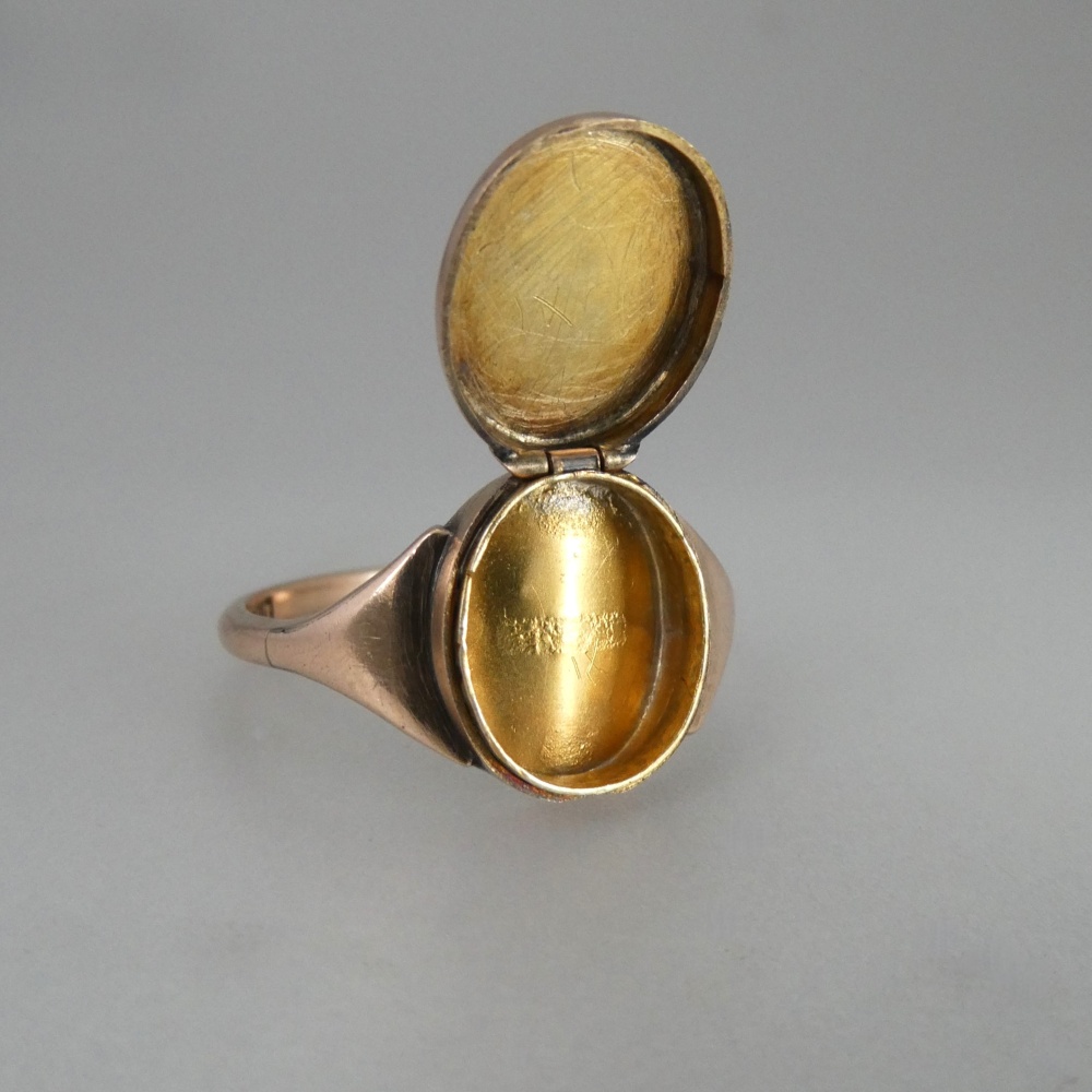 Beryl Lane - Antique Art Deco 9ct Rose Gold Signet Locket Ring by ...