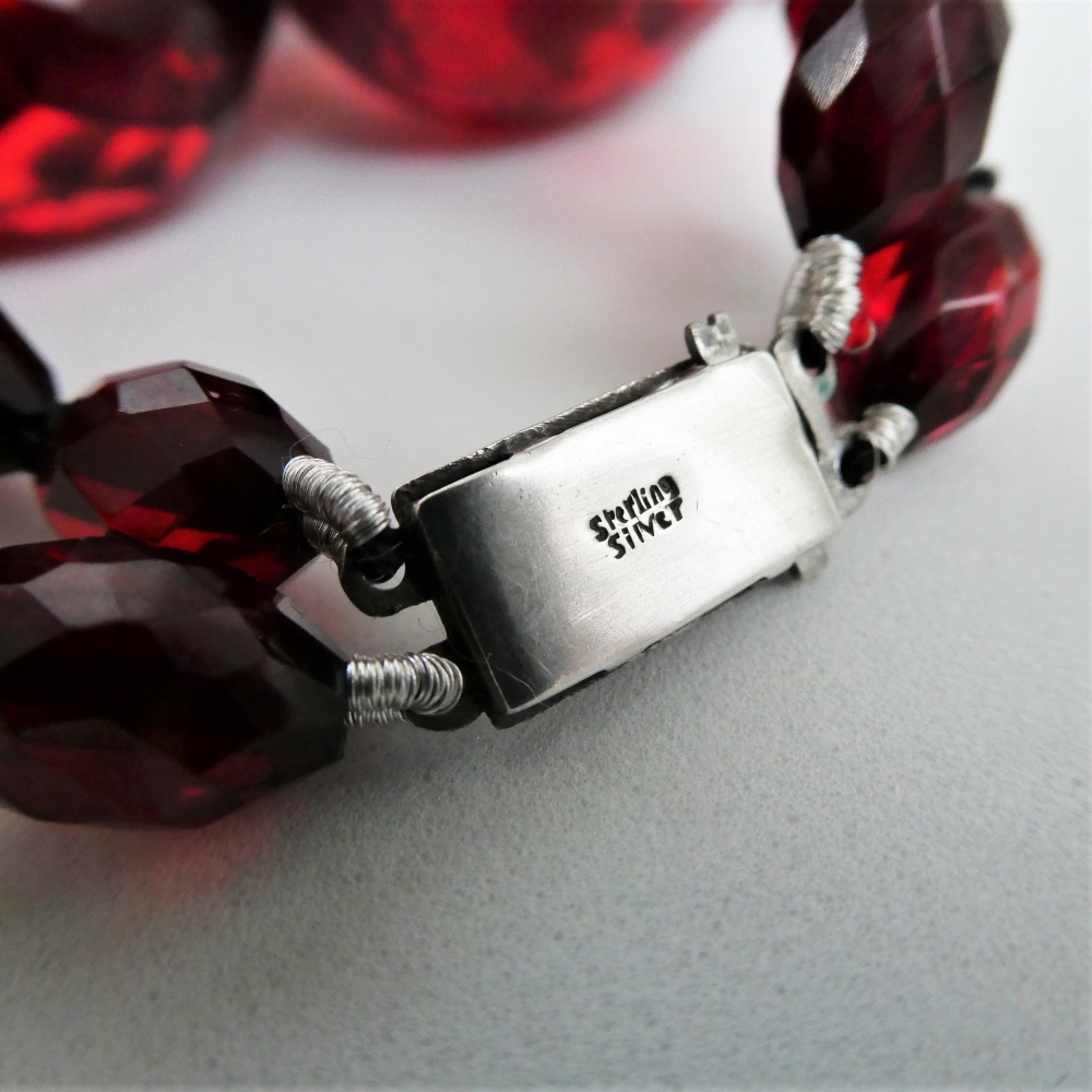 Beryl Lane - Vintage Art Deco c1930 Faceted Red Cherry Bakelite Beaded ...